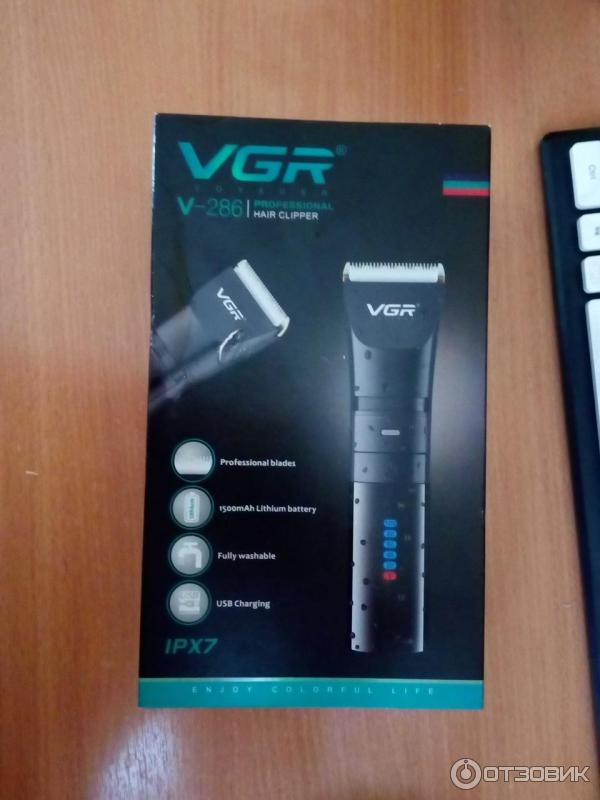 Отзыв о Машинка для стрижки волос VGR VOYADGER V-286 | Удобная компактная машинка, нам понравилась.