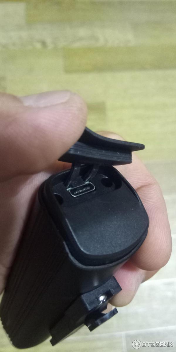 Отзыв о Фонарь велосипедный Rockbros R3-1000 | Настоящая фара! Я впечатлён.