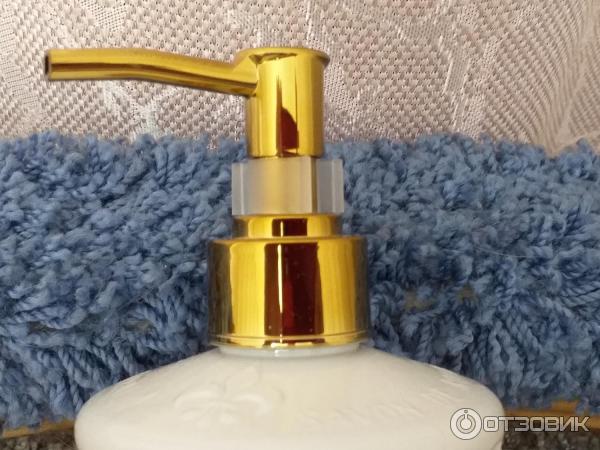 Отзыв о Жидкое крем-мыло Savon De Royal "White Pearl" | Стильный флакон ...